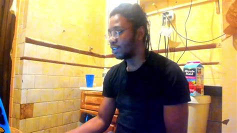 Str8 Nerdy Thug Bbc Spreading His Tight Butthole 中文