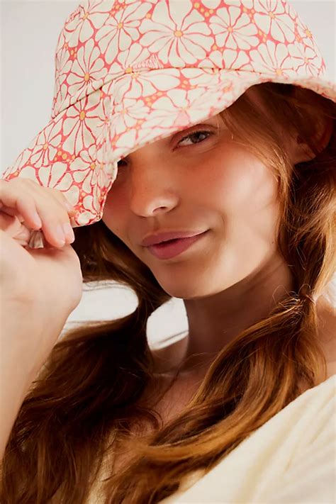 Lazy Dazy Bucket Hat Free People
