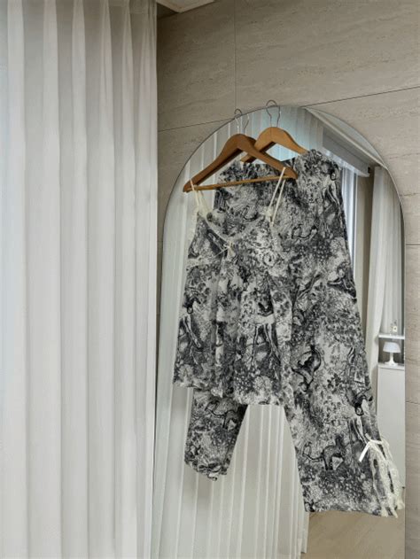 디오르st 3세트 나시반바지긴바지 트왈드 디패턴 수채화 애니패턴 에이블리