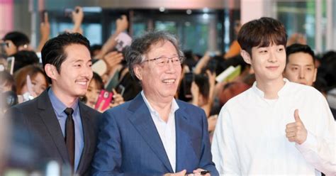 [포토]스티븐연 변희봉 최우식 미소만발