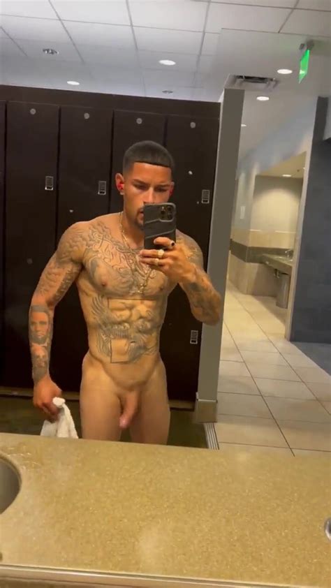 Dropping Towel In The Changing Room ThisVid Com Dropping Towel In The Changing Room ThisVid Com
