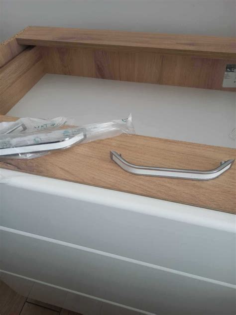 Шкаф с три чекмеджета с плавно затваряне за под кухненски плот гр София Дружба 1 • Olx Bg