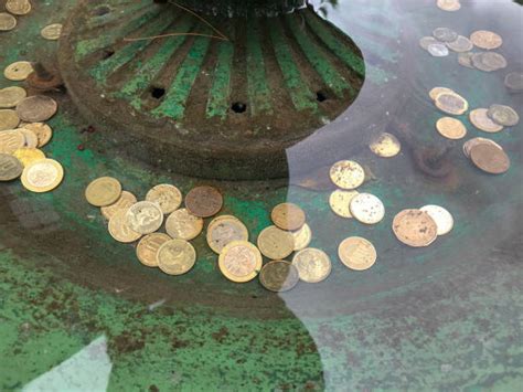 5 000개 이상의 소원을 비는 우물 스톡 사진 그림 및 Royalty Free 이미지 Istock