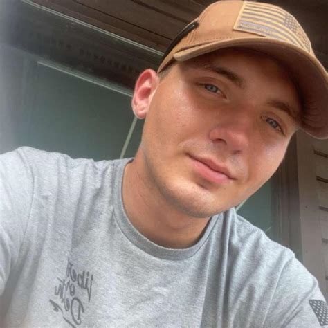 Matthew Mclaughlin Age 25