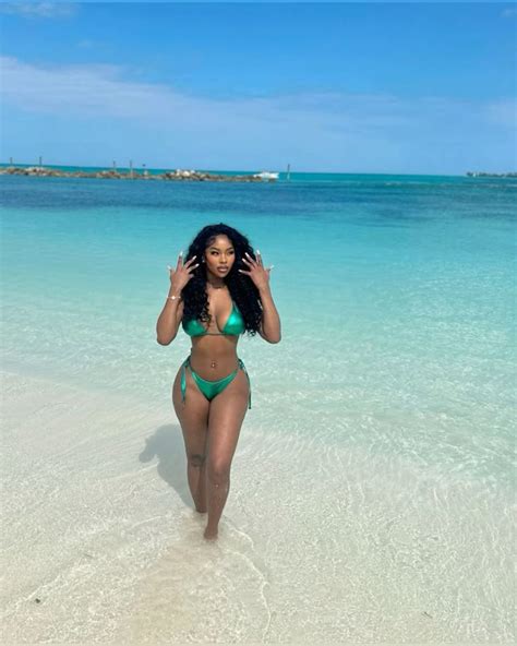Baddie Vacation Pictures Green Bathing Suit Black Women Marsai