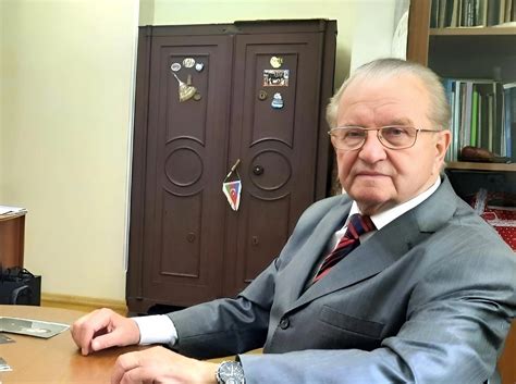 Экс депутат предстанет перед судом Oxu Az