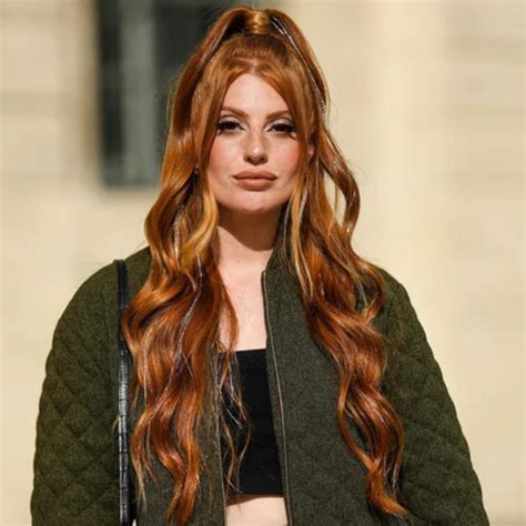 25 Popular Black Hairstyles For Women In 2025