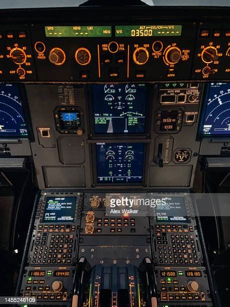 Airplane Flight Deck Photos And Premium High Res Pictures Getty Images