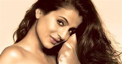 Meri Chudai Ki Kahani Nokrani Ke Sath Maze