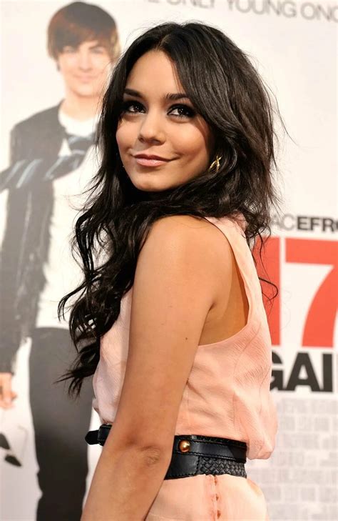 Dream Lovely Smile Queen Vanessa Hudgens🥰 Facebook