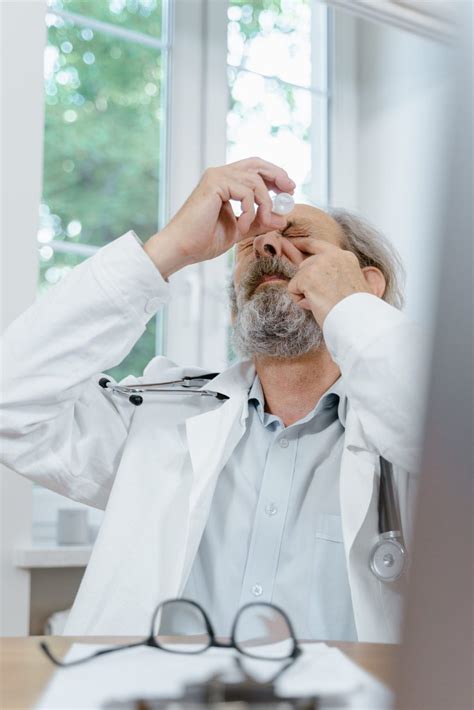 Presión Ocular Cada Cuánto Medirla A Partir De Los 40 Para Evitar El