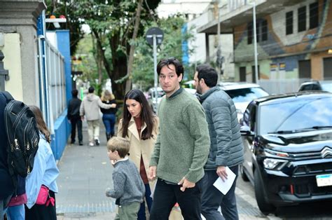 Velório De Benedito Ruy Barbosa Amigos E Familiares Se Despedem Do