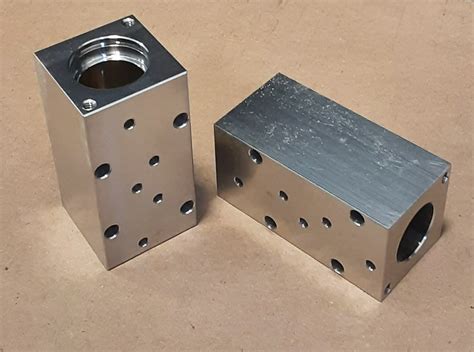 VALVE BLOCK LIQUID VALVE SST Control Tech