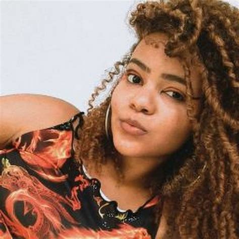 Ellen Santana Youtube