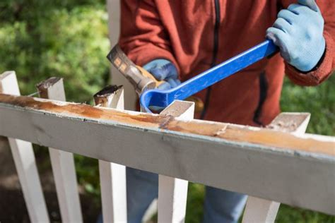 Get Professional Deck Railing Replacement