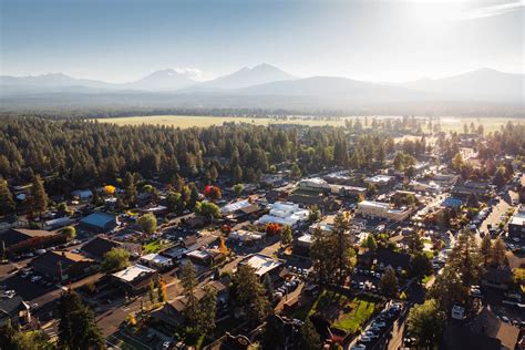5 Reasons Sisters Oregon Is Worth Visiting Visit Central Oregon