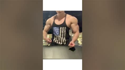 하늘은 내게 또 어떤 새로운 재능을 주실려고내 가슴 절반을 가져갔을까 대흉근파열 김태양 태양 피트니스모델 바디빌더 피지크 스포츠모델 모델