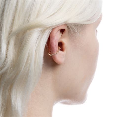 Manhattan Polygon Diamond Ear Cuff