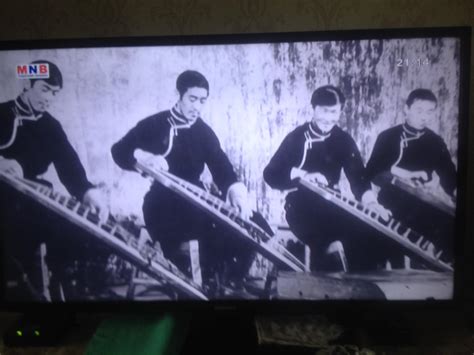 Соёл Эрдэнэ Соёл Эрдэнэ хамтлагийн үүсэл 1967 онд Facebook