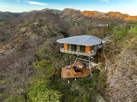 Studio Saxe Completes Costa Rican Hotel With Treehouse Style Guest Rooms