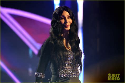 Meryl Streep And Jennifer Hudson Pay Tribute To Icon Award Winner Cher At Iheartradio Music Awards
