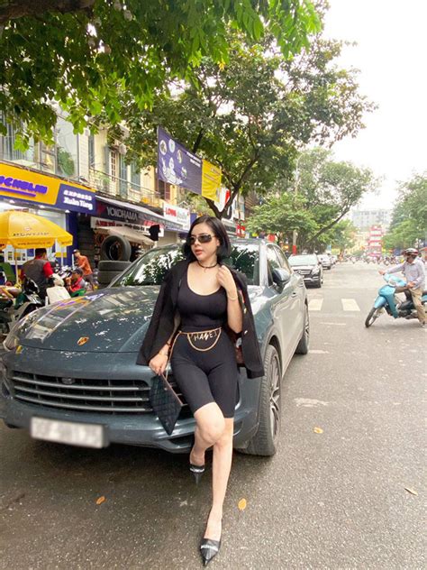 Nhan sắc xinh đẹp như hotgirl của nữ doanh nhân Tinh Phạm