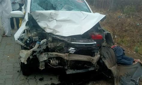 कारचा टायर फुटल्याने Accident Killed Tarun Bharat Nagpur