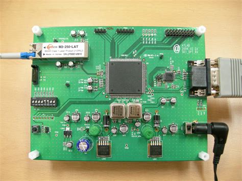 애트랩 100만 화소 이상 영상 데이터 전송 칩 개발 전자신문