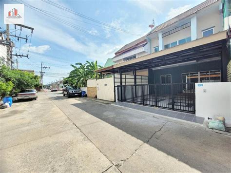 ขาย ทาวน์โฮม หมู่บ้าน ณัฏยา กระทุ่มแบน สมุทรสาคร 120 ตรม 27 ตร วา Ennxo