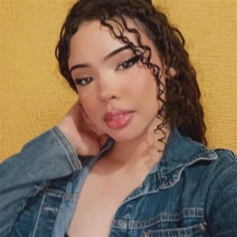 𝐉𝐮𝐥𝐲𝐧𝐡𝐚 x juu Threads Say more