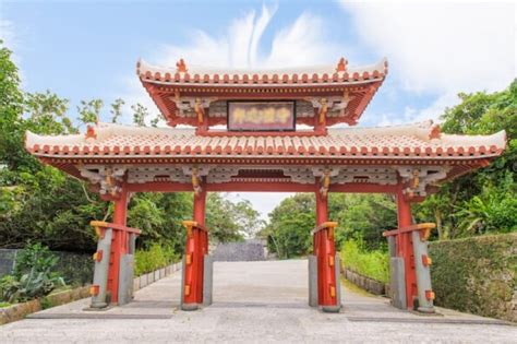 Okinawa Atra Es Imperd Veis Neste Paradis Aco Arquip Lago Japon S