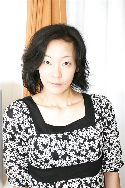 いたずらなアジアの女性、佐久間あやが服を脱いで穴をさらす アダルト画像、セックス画像 2544525 Pictoa