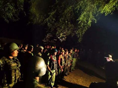 ဆိပ်ဖြူမြို့နယ်၊ လက်ဆည်ရဲစခန်းကို ဝင်ရောက် တိုက်ခိုက်မှု စစ်သား ၃ ဦး သေဆုံးပြီး တော်လှန်ရေး