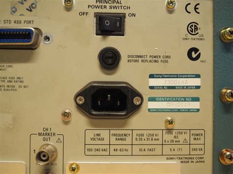 Tektronix Awg420 Wave Form Generator 8 Industriële Veiling Eindhoven B V