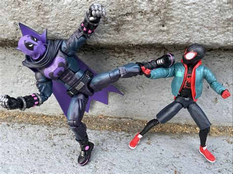 Review Marvel Legends Into The Spider Verse Prowler Figure 2021