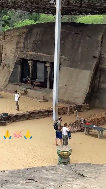 තනි ගලෙන් කැටයම් කර බුදු පිළිම 🙏🙏 Youtube