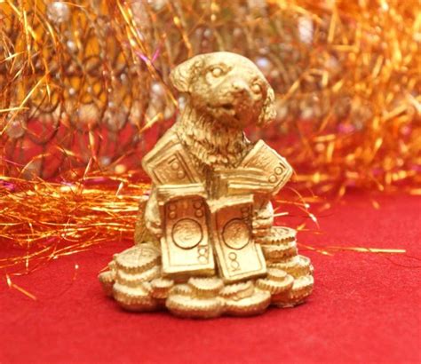 Собачка з символом під бронзу No3 Bm — ціна 109 грн у каталозі Статуетки Купити товари для дому