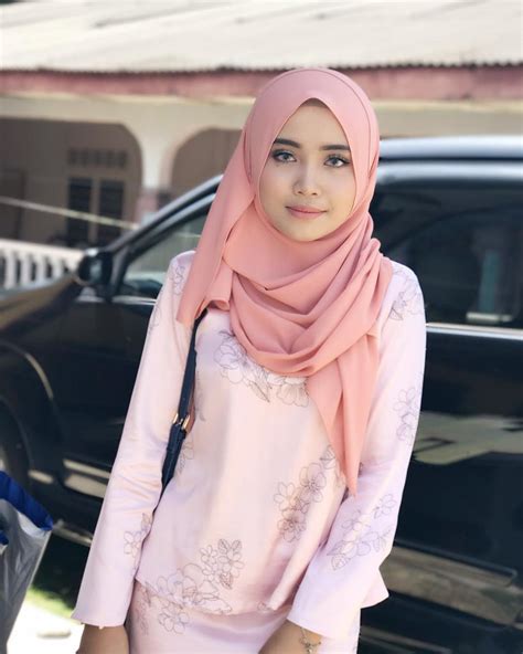 Awek Melayu Tudung Lawa Borak Ola