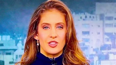 Bianca Nobilo Sexy Face