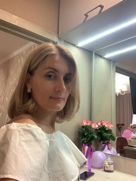 Сегодня с днём рождения поздравляем нашего администратора Потапенко Оксану Викторовну拾拾拾 Будь