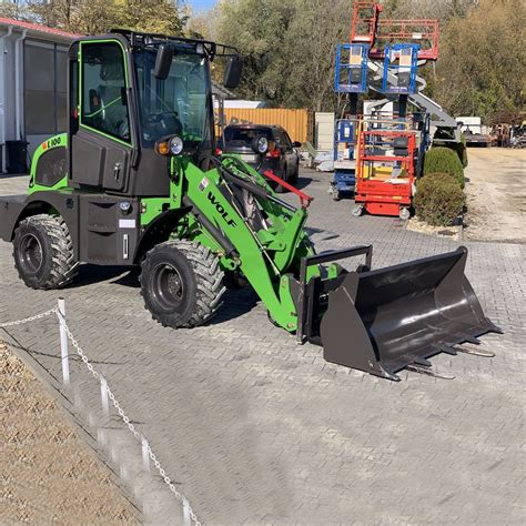 Wolf Loader Compact Small Ce Approved Mini Articulating Loaders For Sale Mini Articulating
