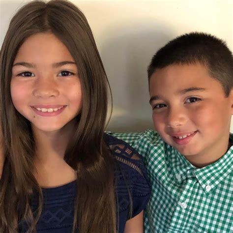 Sara Tomassi Youtube