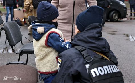 Зникла дитина Нацполіція запустила новий мобільний додаток для пошуку Вечірній Київ