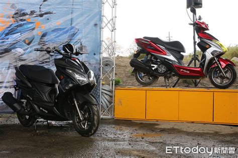 裸把消光就是潮摩特動力ALPHA MAX NAKED玩泥巴登場 ETtoday車雲 ETtoday新聞雲