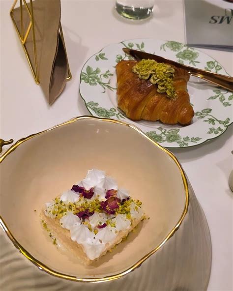 Vanitha Kulasingam Added A New Photo Vanitha Kulasingam