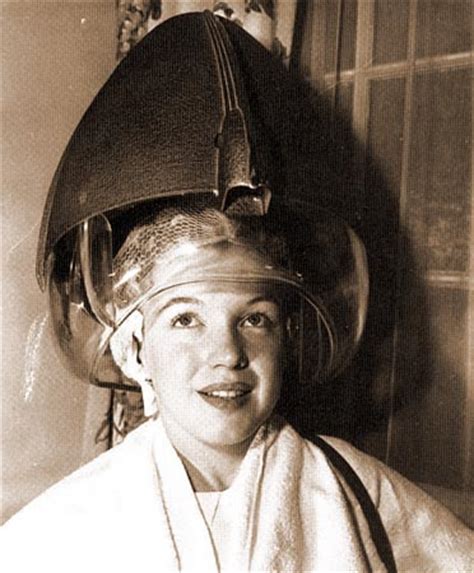 Marilyn Monroe Items Up For Auction At Julien S Summer Sale The Marilyn Monroe Collection