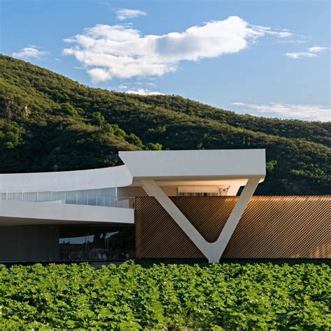 China Prevents Oversized Xenocentric And Weird Architecture