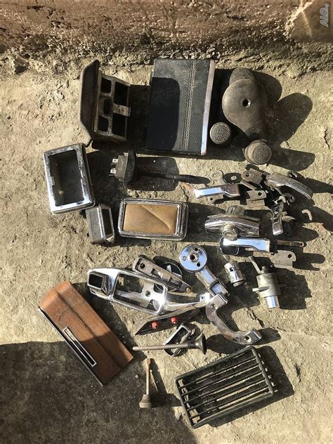 седалки части за стар мерцедес Други авточасти Резервни части консумативи аксесоари