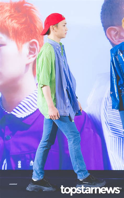 Hd포토 샤이니shinee 키 ‘시선 모으는 화려한 패션 아이원트유 최규석 기자 톱스타뉴스 Hd포토 샤이니shinee 키 ‘시선 모으는 화려한 패션 아이원트유 최규석 기자 톱스타뉴스