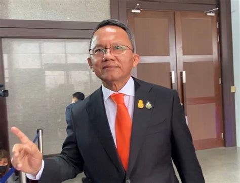 “สมศักดิ์” บอกไม่รู้ “บิ๊กตู่” เปรยรัฐบาลอยู่ถึง มี ค 66